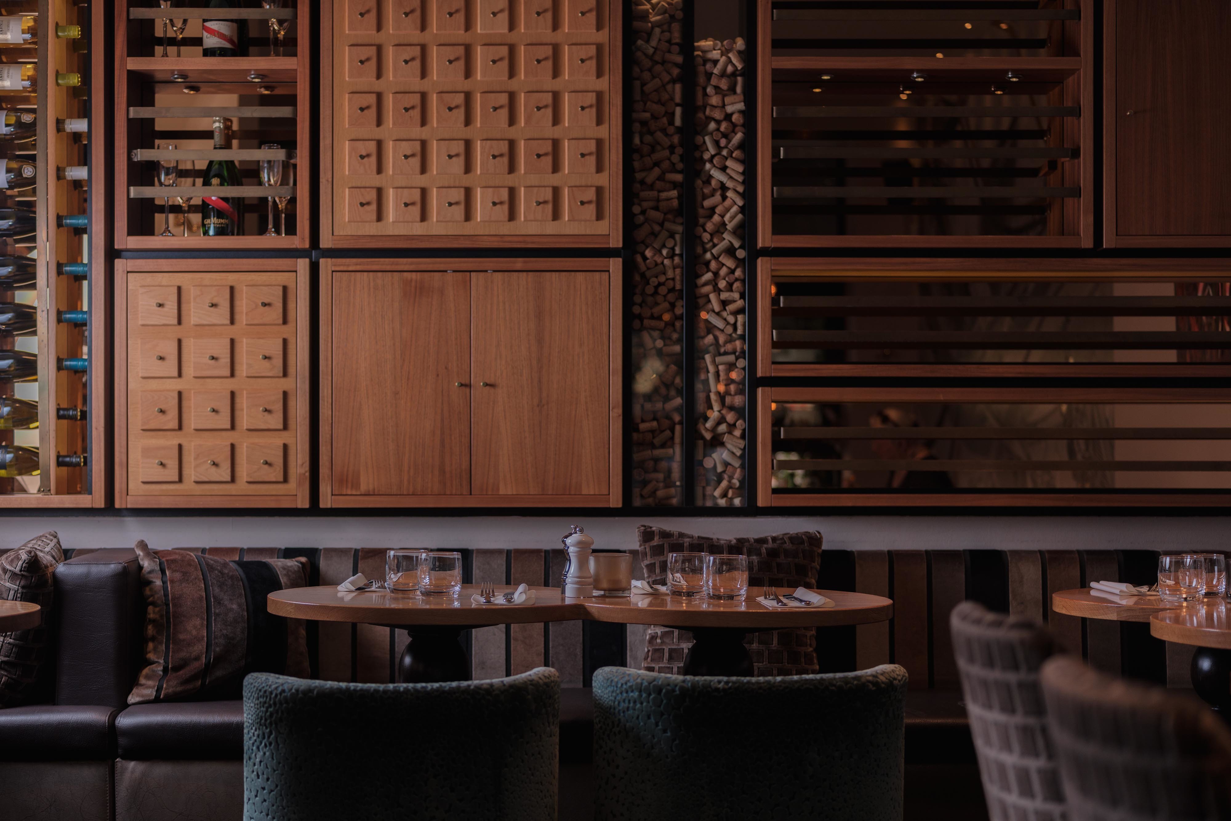 Boka bord | Exit Lounge & Bar