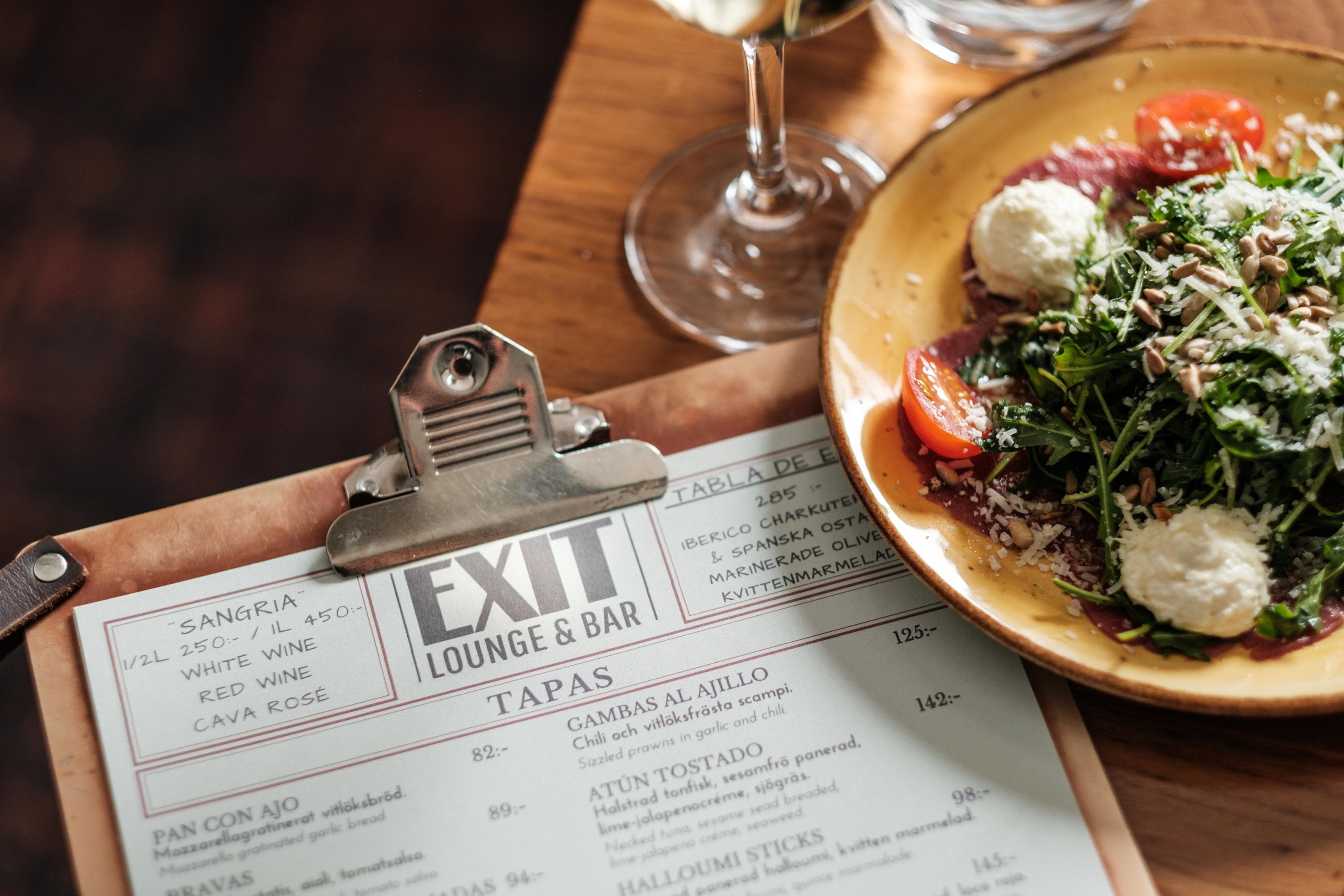 Meny | Exit Lounge & Bar