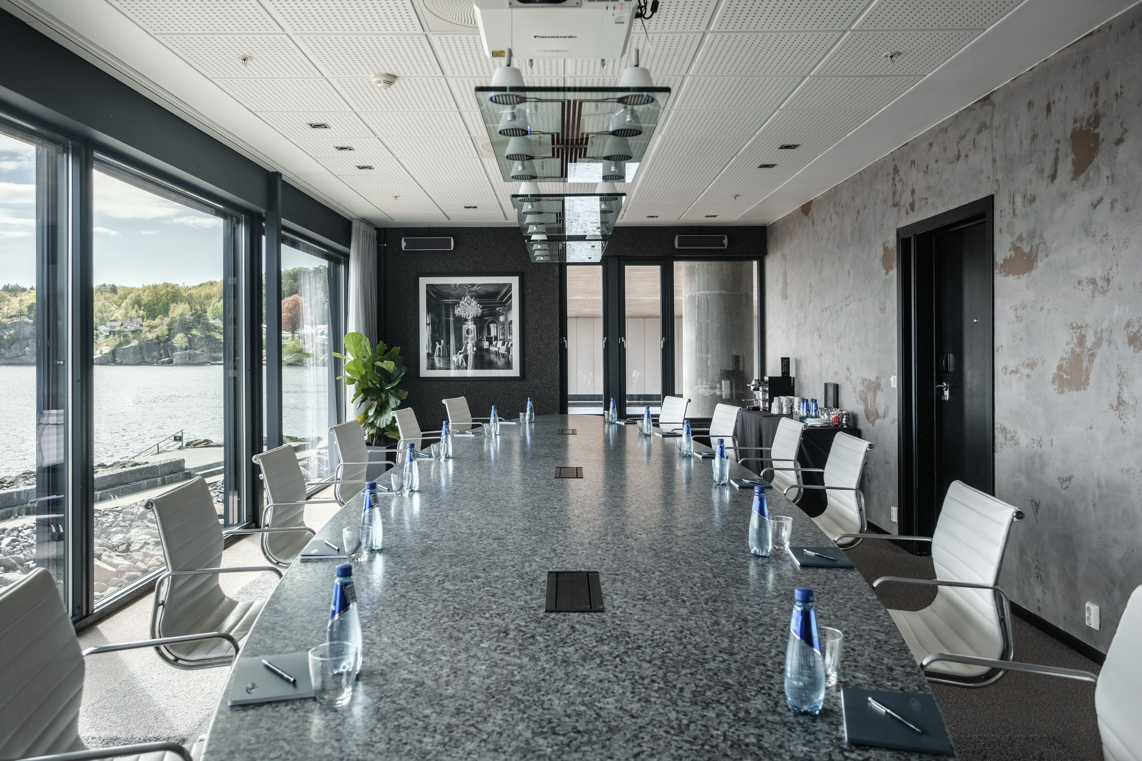 Valgfri sum | Farris Bad