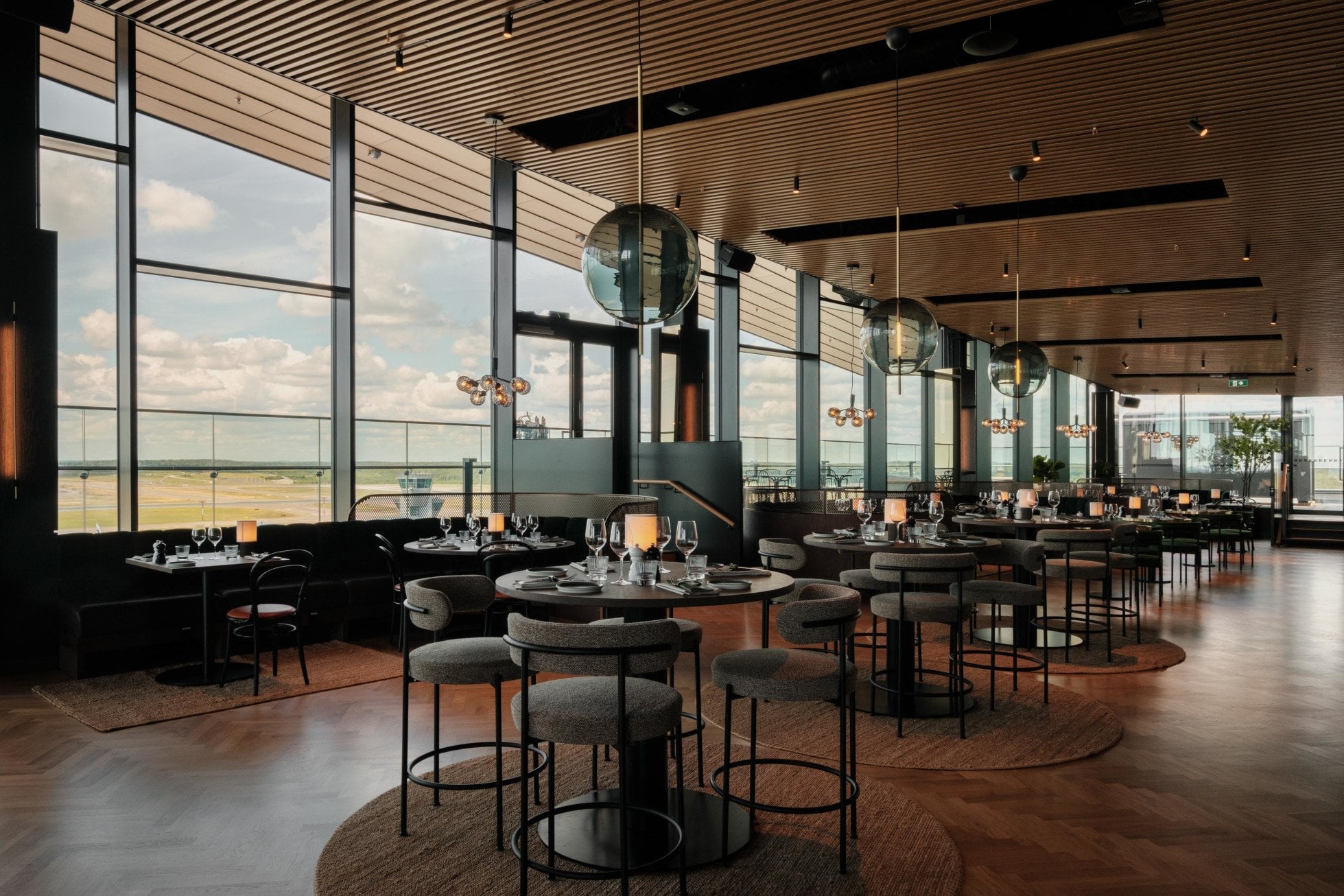 NÒR Helsinki Airport – Restaurant & Brasserie in Helsinki Airport